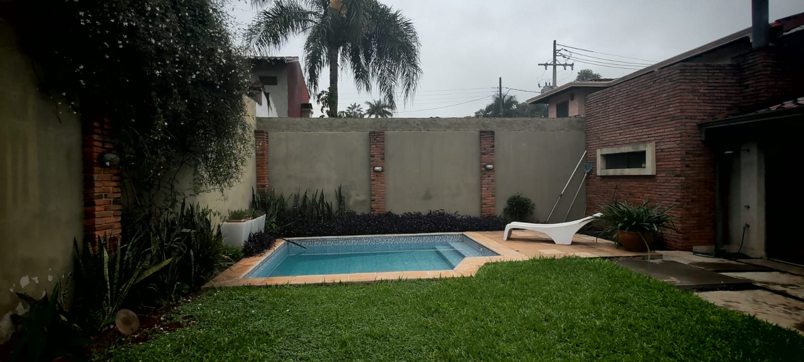Alquilo Residencia De 4 Dormitorios En Villa Aurelia. Ref #OE1794