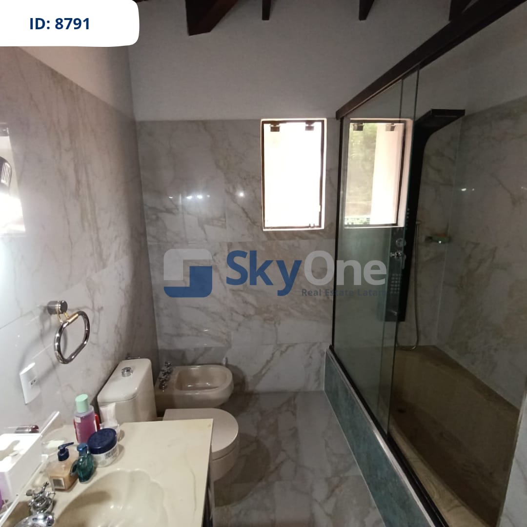 VENDO HERMOSA RESIDENCIA EN ASUNCION!. Ref #N68395 - infocasas.com.py