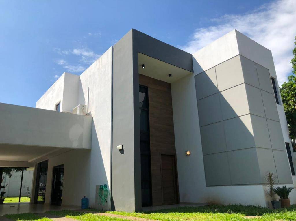 ALQUILO AMPLIA CASA EN LUQUE. Ref #M6F3E9 - infocasas.com.py