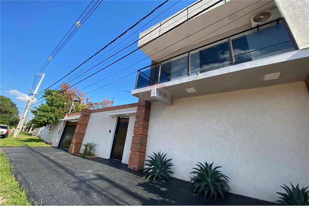 Alquilo casa en lambare . Ref #Q95C83 - infocasas.com.py