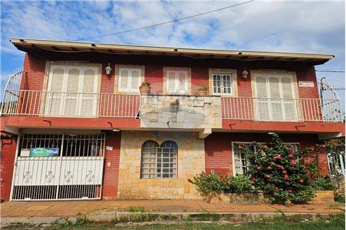 Casa - Venta - Paraguay Central Luque. Ref #ACD99B - infocasas.com.py