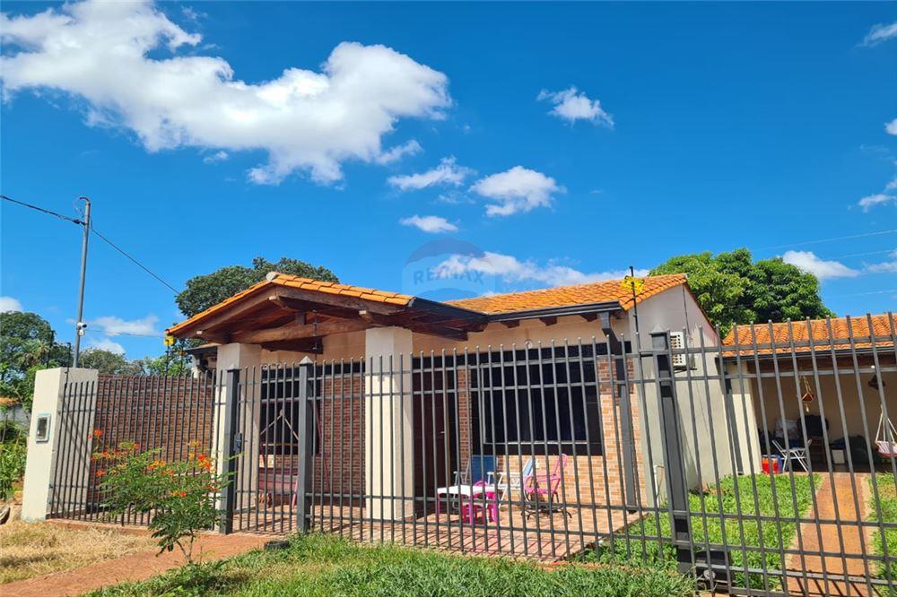 Casa - Venta - Paraguay Central Luque VENDO HERMOSO CHALET EN ISLA BOGADO LUQUE. Ref #RC8473 ...