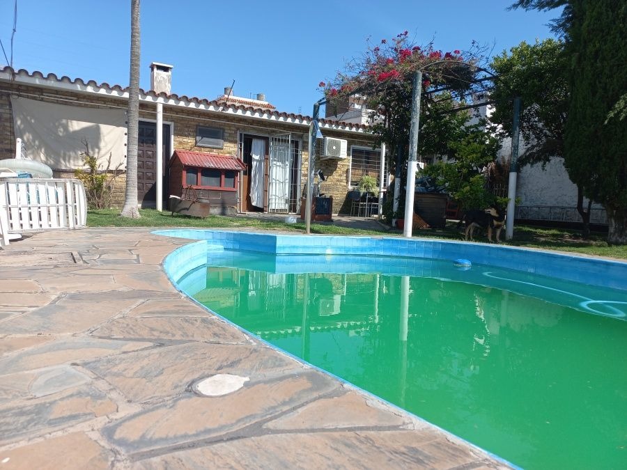 Casa En Venta De 4 Dormitorios C/ Cochera En Malvin Norte. Ref #N5D383 - infocasas.com.uy