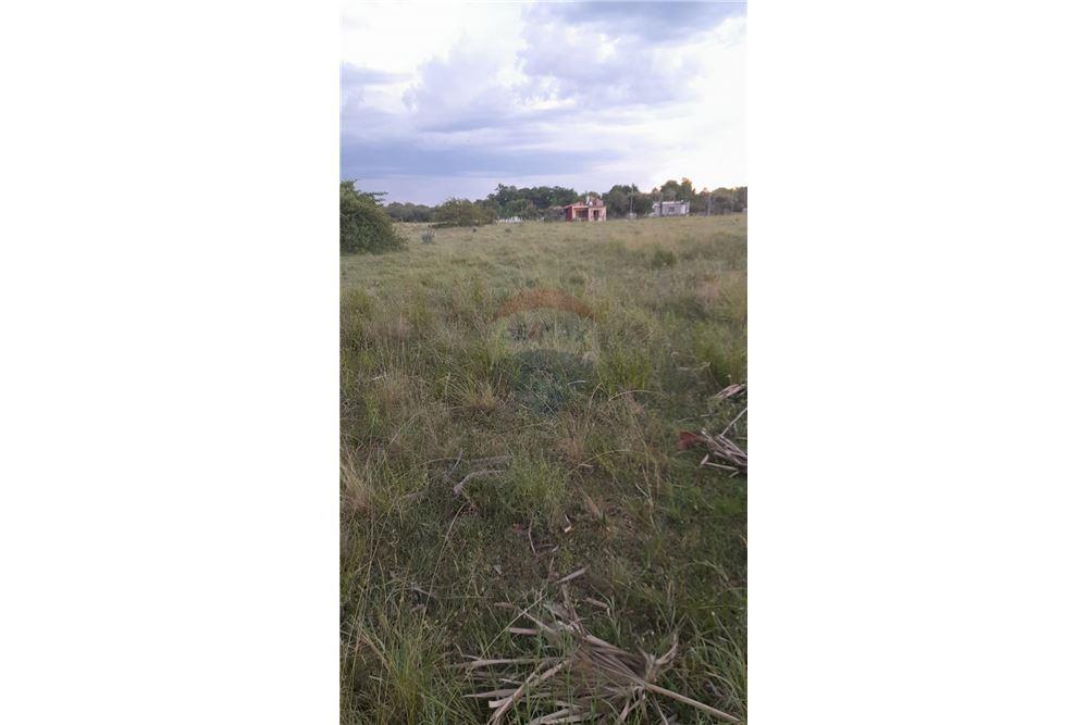 Vendo terreno en limpio a cuadras de la Av San Jose . Ref #C72063 - infocasas.com.py