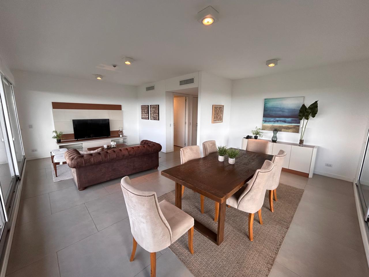 ALQUILO DEPARTAMENTO DE LUJO AMOBLADO DE 2 DORMITORIOS PALACIO DE LOS PATOS. Ref #QF4104