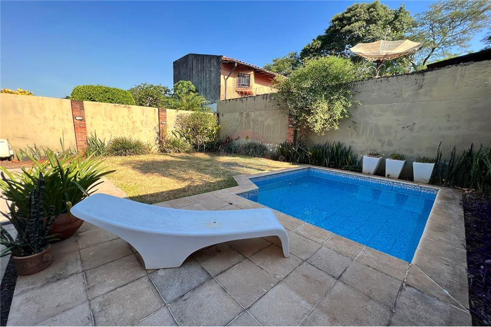 Alquilo lujosa Residencia, Villa Aurelia, Asunción. Ref #IC5A38 - infocasas.com.py