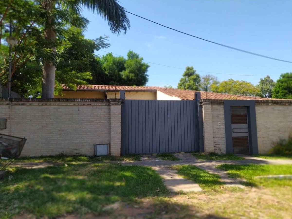 Alquilo Casa Tipo Duplex en Lambare Zona Super El Pueblo. Ref #EE61BC - infocasas.com.py