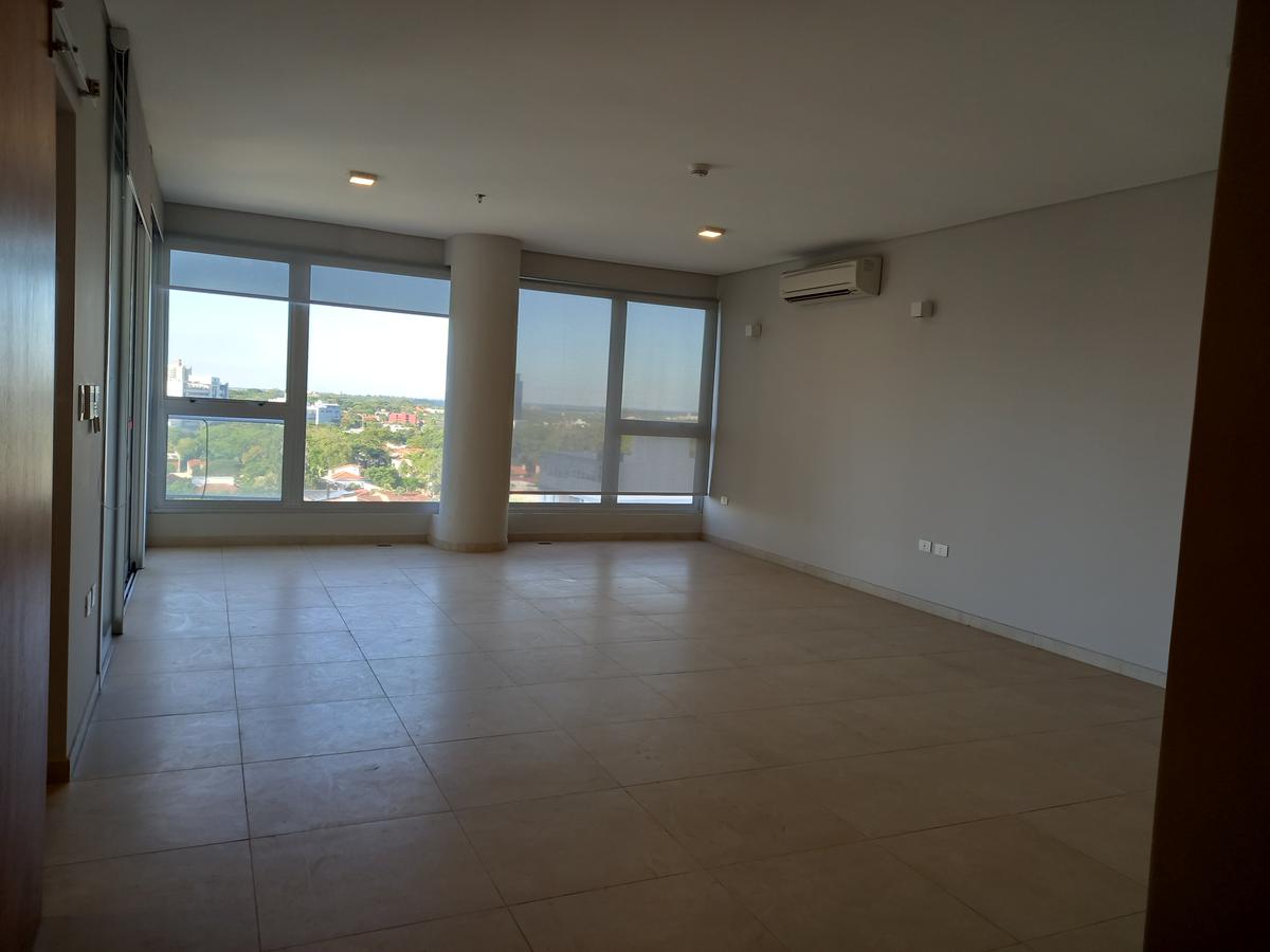 Alquilo Departamento de 3 Dormitorios con Amplio Balcón en Ykua sati. Ref #D5D7B4 - infocasas.com.py