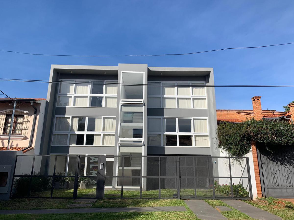 Alquilo Monoambiente en Zona Shopping del Sol Barrio Las Lomas. Ref #XA50F5