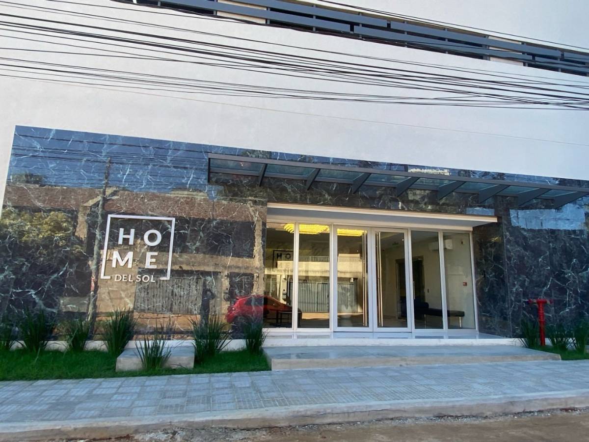 En Alquiler Departamento En Edificio Home Del Sol. Ref #IBAFE3
