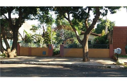 Vendo Casa en Villa Aurelia Zona Municipalidad de Asunción . Ref #VE2861 - infocasas.com.py