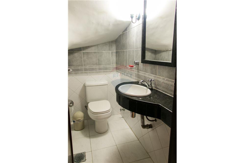 VENDO HERMOSA RESIDENCIA EN LAMBARE . Ref #A2ED7D - infocasas.com.py