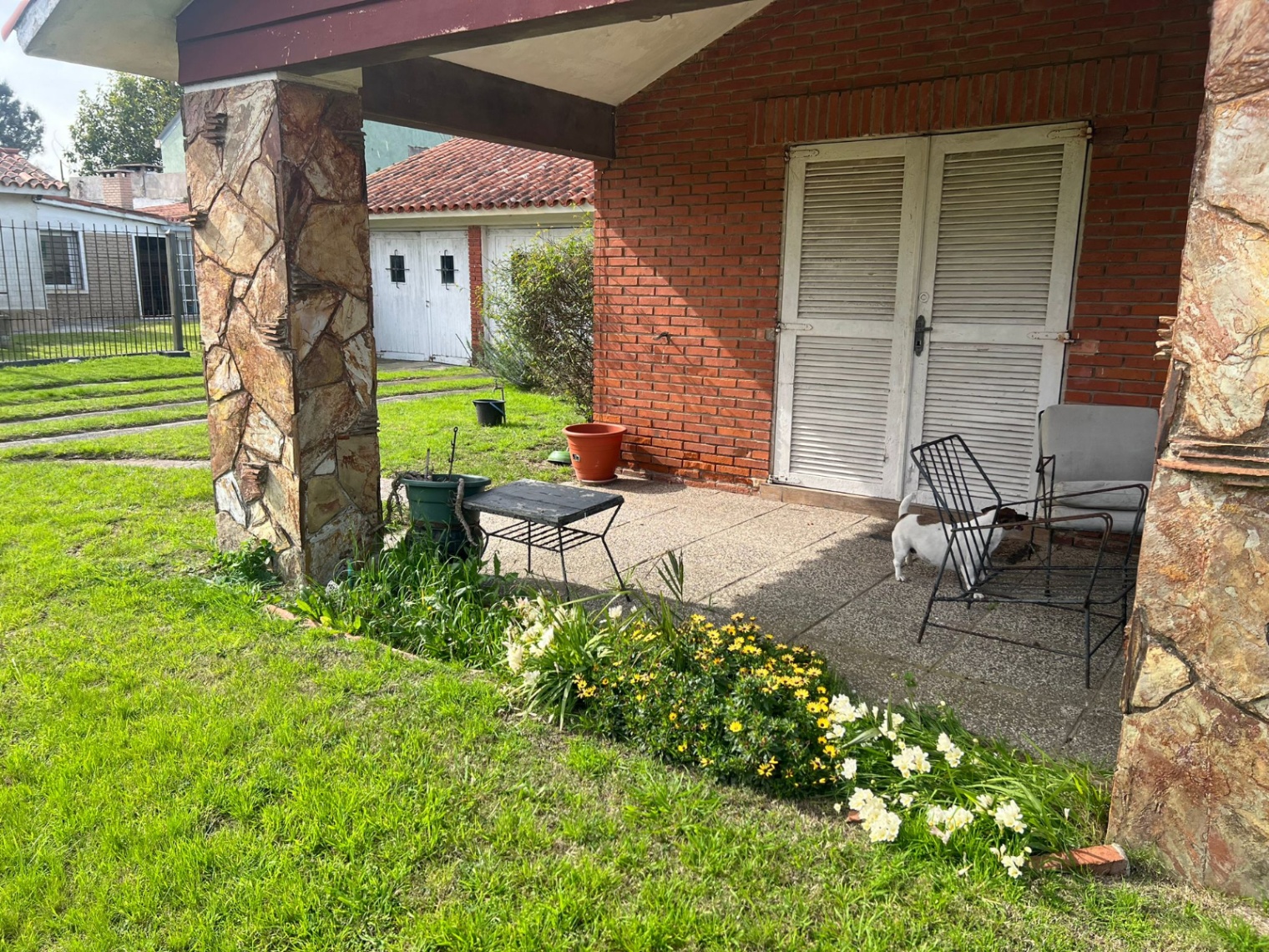 Casa en venta de 2 dormitorios c/ cochera en Lagomar. Ref #AE9921 - infocasas.com.uy