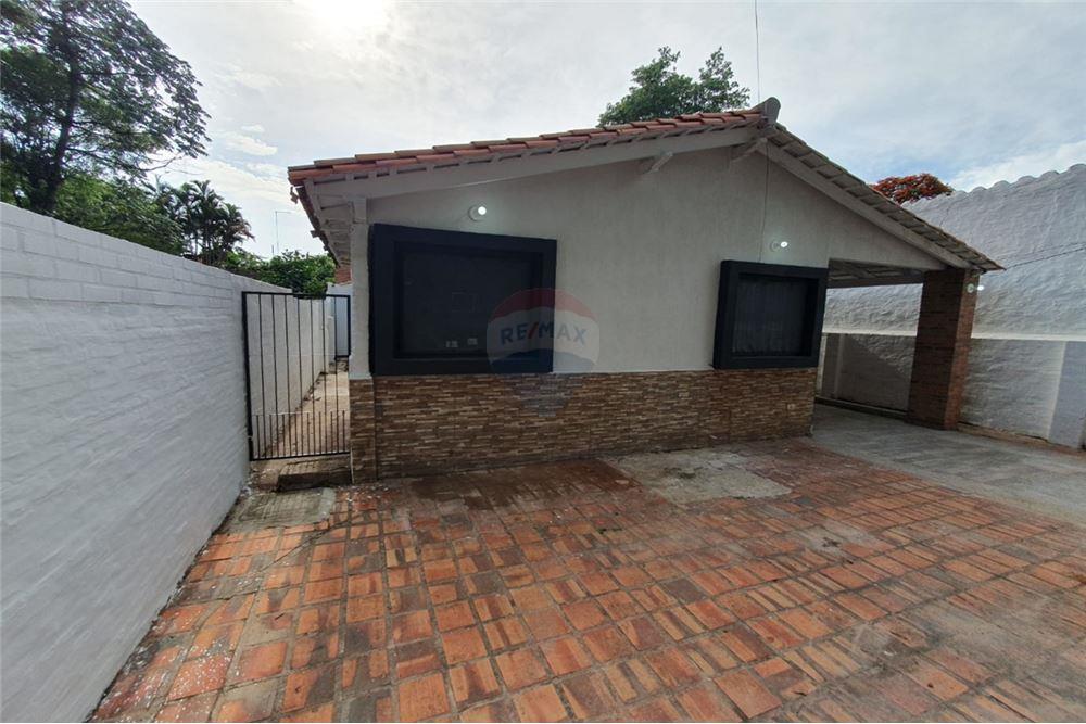 VENDO HERMOSA CASA EN MARIANO ROQUE ALONSO.. Ref #R5D22B