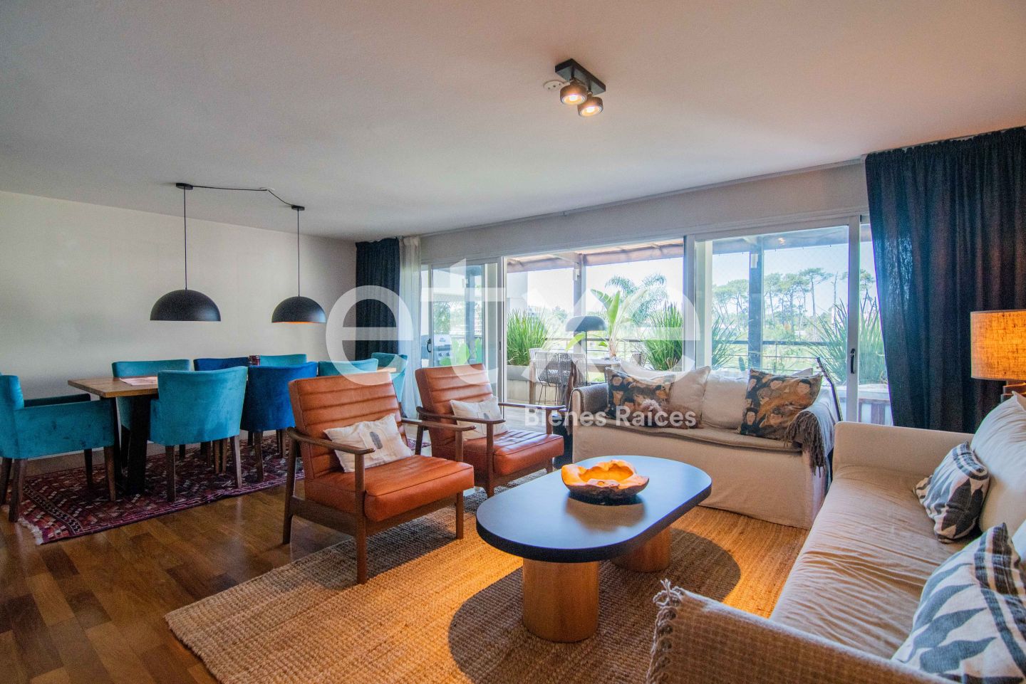 Apartamento en Venta frente al Lago Av de las Américas. Ref #X126ED