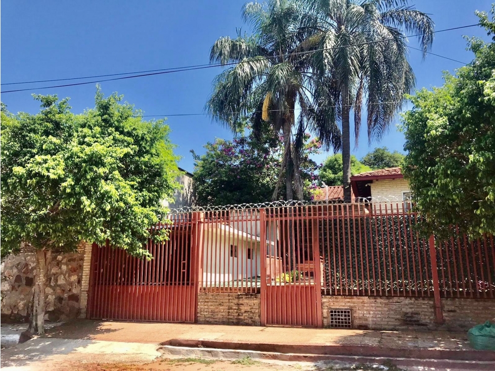 VENDO HERMOSA CASA EN LAMBARE. Ref #S8B8A1 - infocasas.com.py