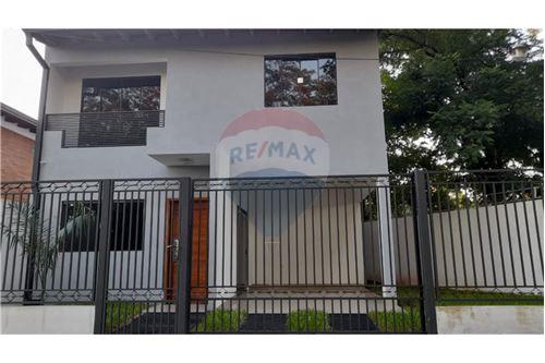 ALQUILO DUPLEX DE 3 DORMITORIOS EN LA CIUDAD DE VILLA ELISA. Ref #B9BA22 - infocasas.com.py