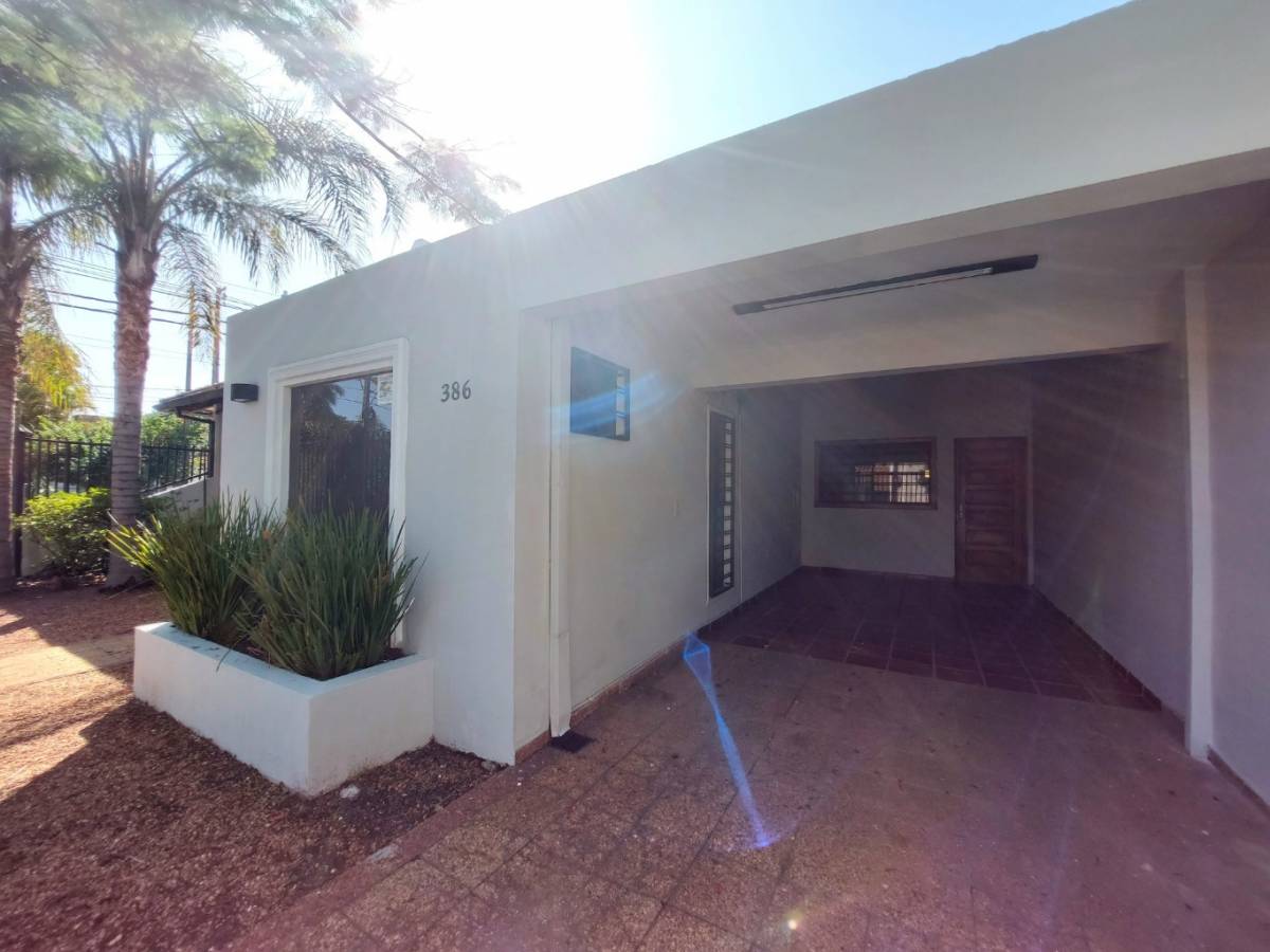 ALQUILO AMPLIA CASA CON PISCINA EN BARRIO SAN CRISTOBAL. Ref #TCB5EB - infocasas.com.py