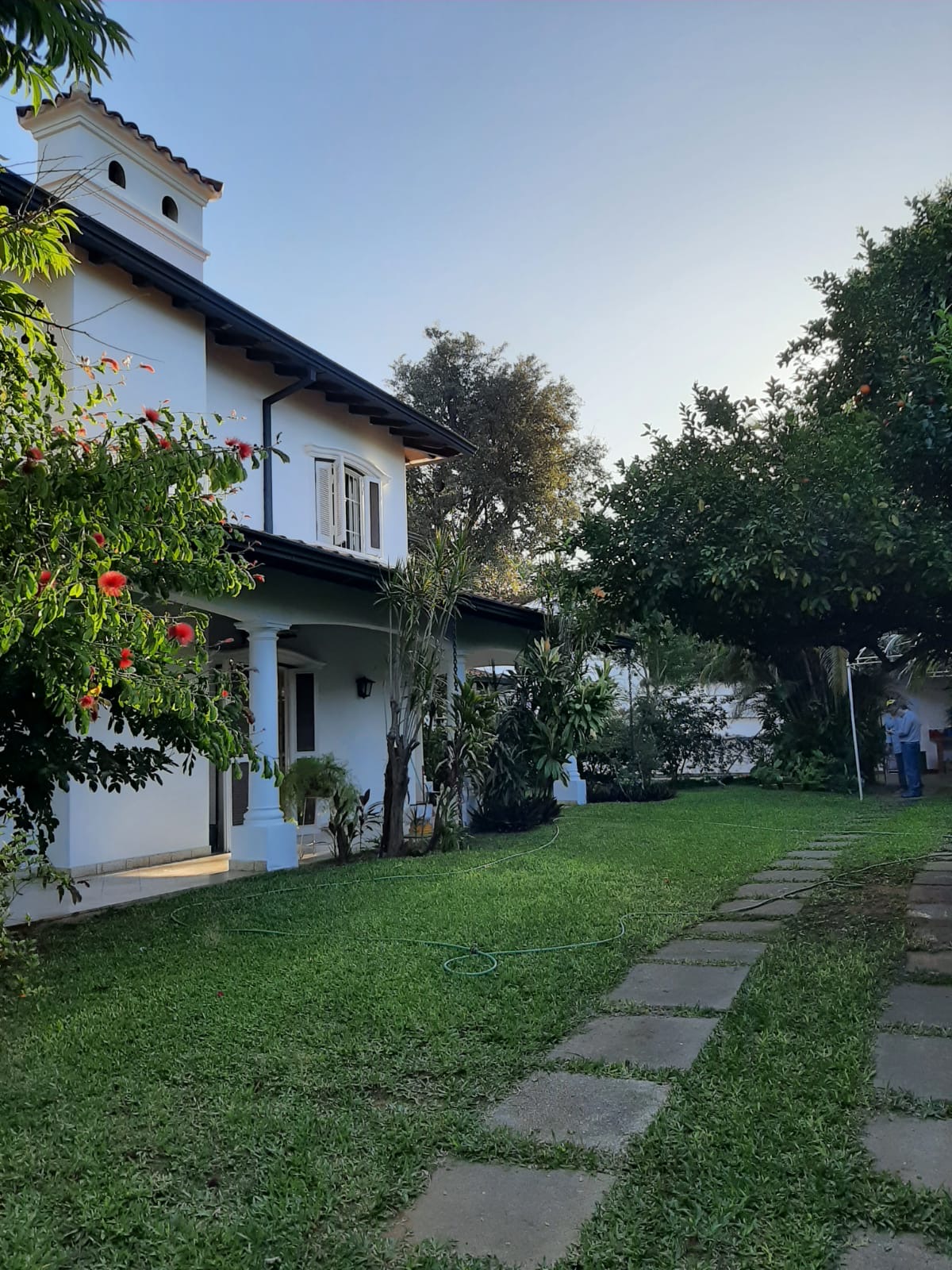 Alquilo Casa Estilo Colonial En Bo.mburucuya. Ref #G46F70