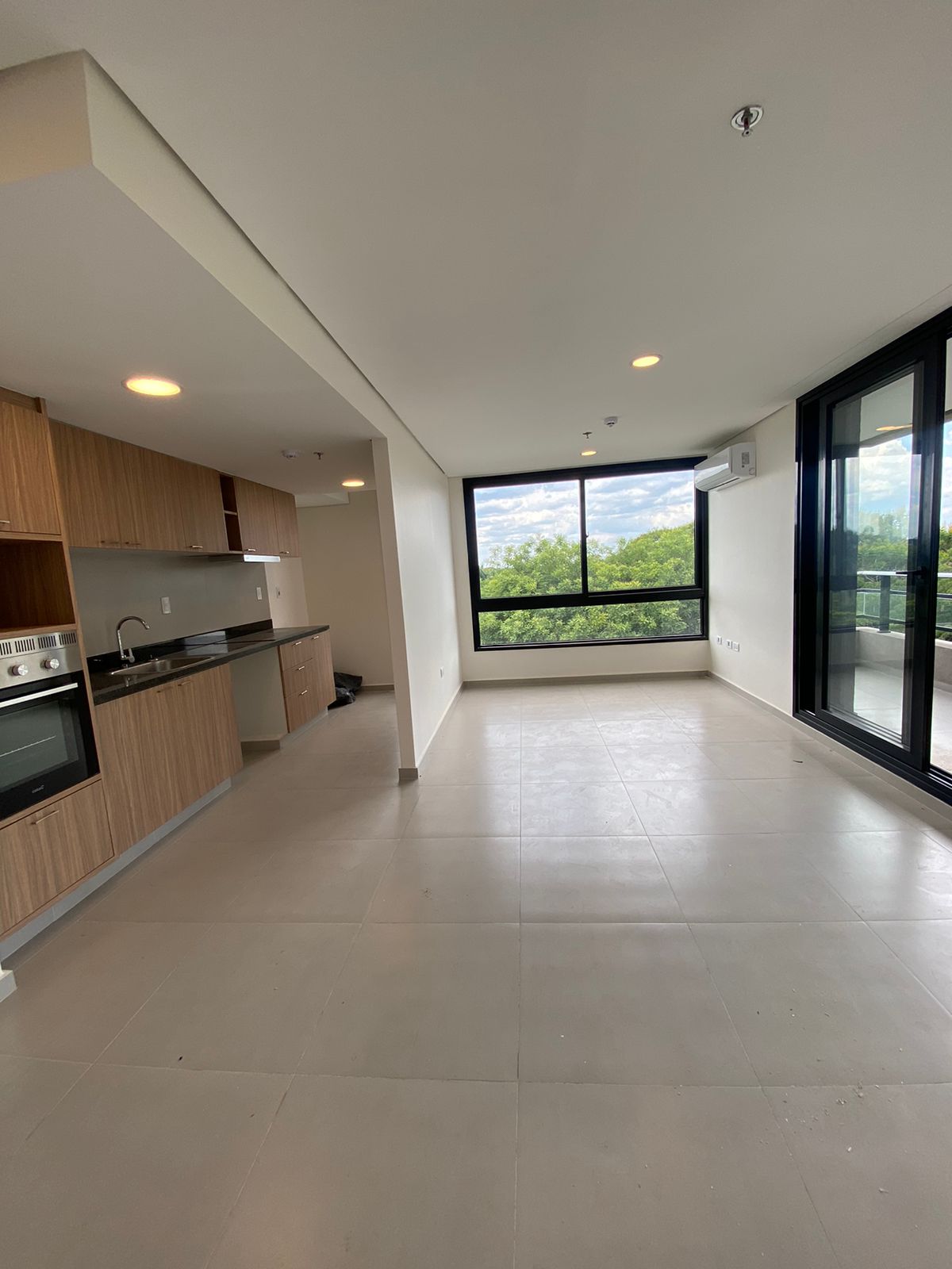 ALQUILO DEPARTAMENTO DE 3 DORMITORIOS. Ref #LEECE4