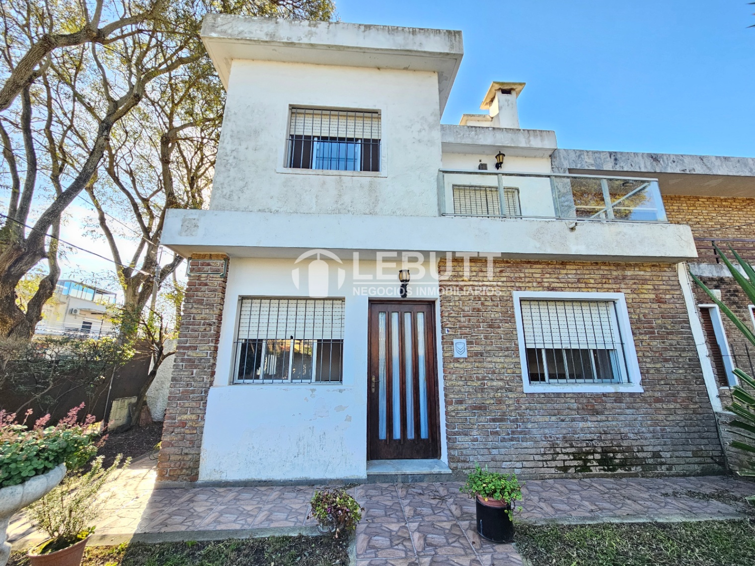 Casa Venta Punta Gorda 4 Dormitorios 2 Baños c/cochera y Patio con Parrillero. Ref #X61775