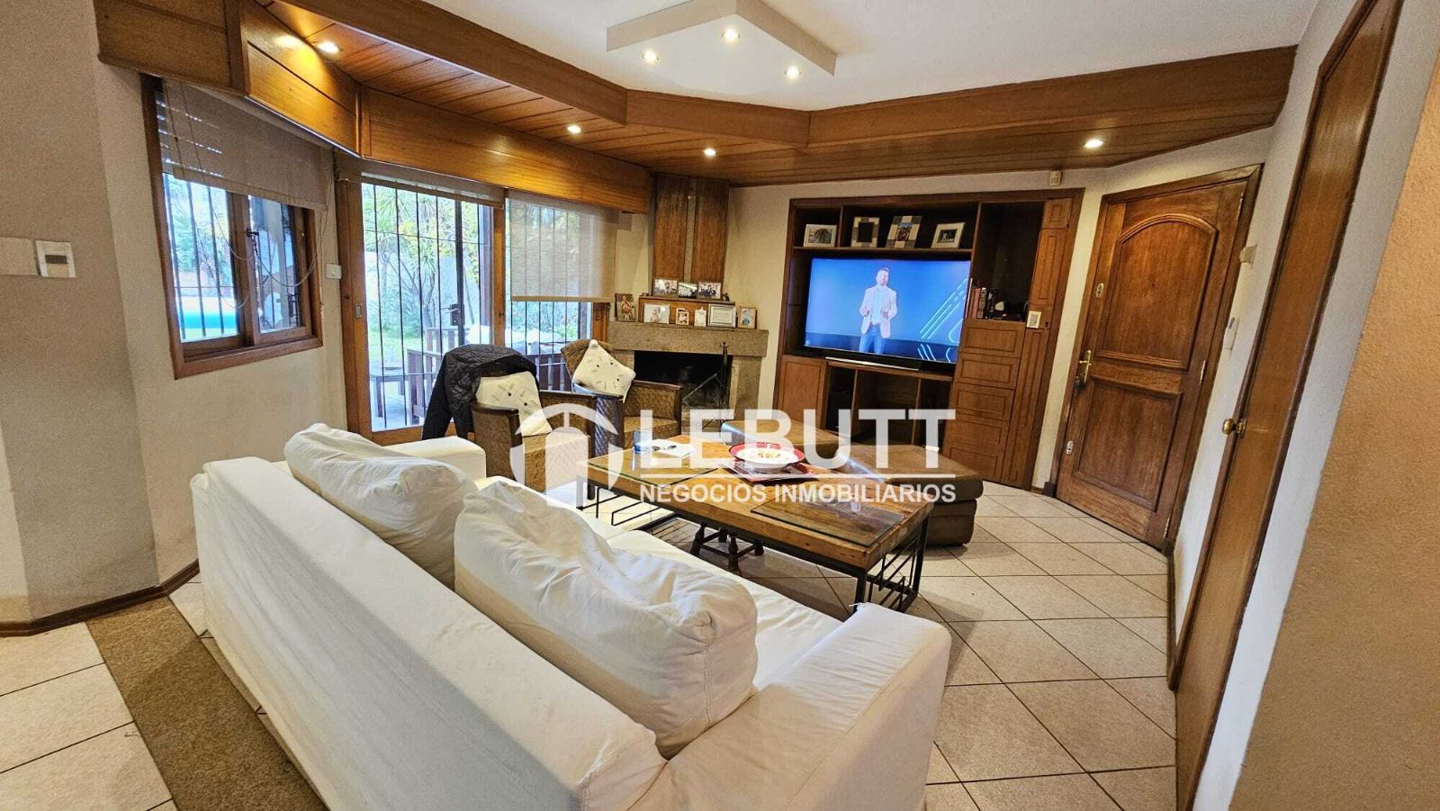 Malvin Casa Venta 4 Dormitorios 3 Baños + Servicio Parrillero Barbacoa. Malvin. Ref #DD639F