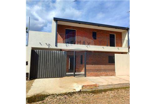 Casa - Venta - Paraguay Central Luque. Ref #UAAACF - infocasas.com.py