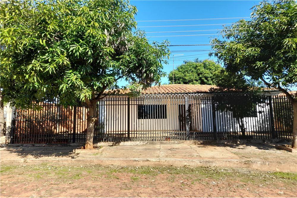 ALQUILO CASA EN SAN LORENZO. Ref #ZDB459
