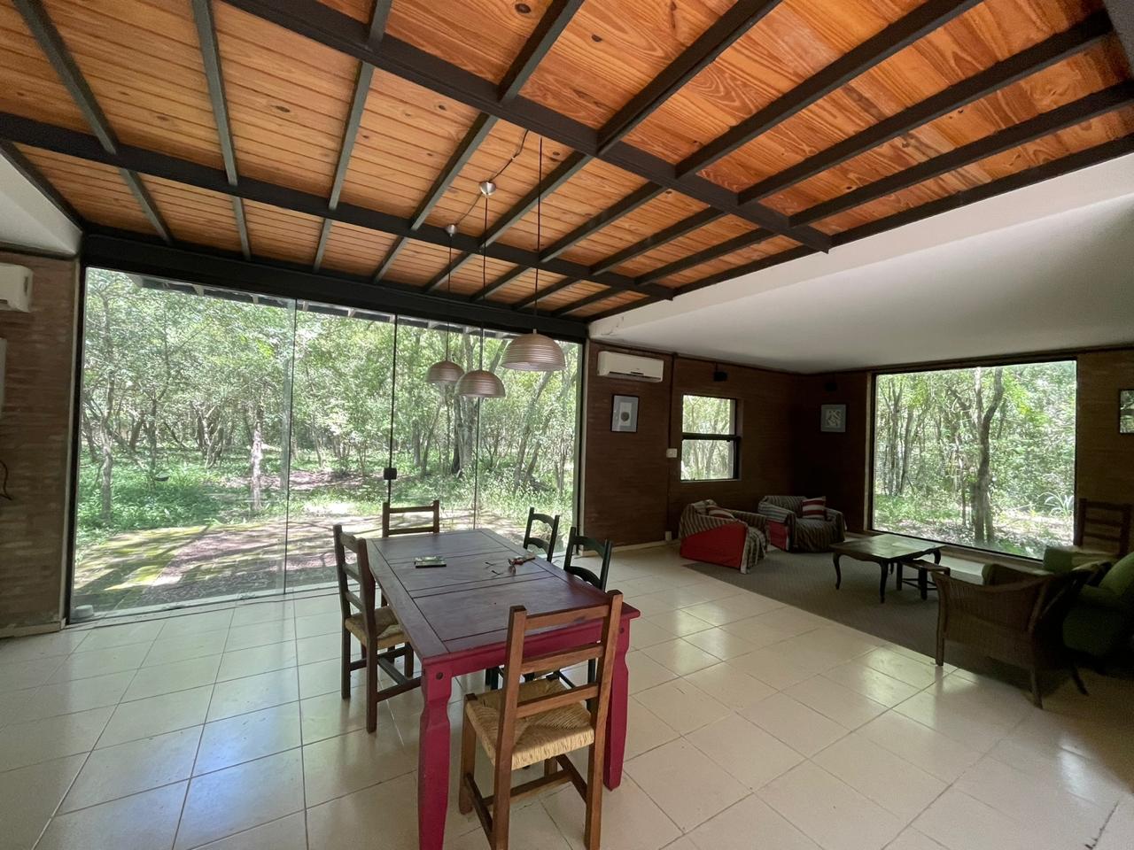 VENDO HERMOSA CASA EN BARRIO CERRADO SURUBI´I. Ref #A2FAA6 - infocasas.com.py
