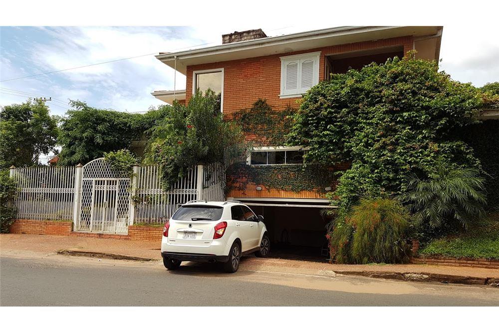 ALQUILO CASA EN BARRIO HIPODROMO. Ref #HBDB2C