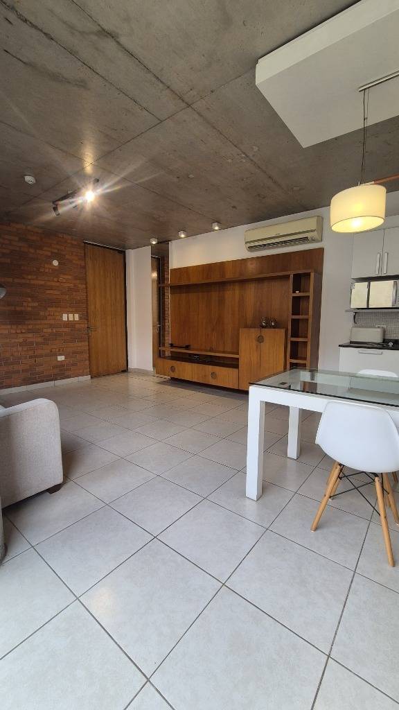 Alquilo departamento amoblado zona Club Centenario . Ref #U407B7