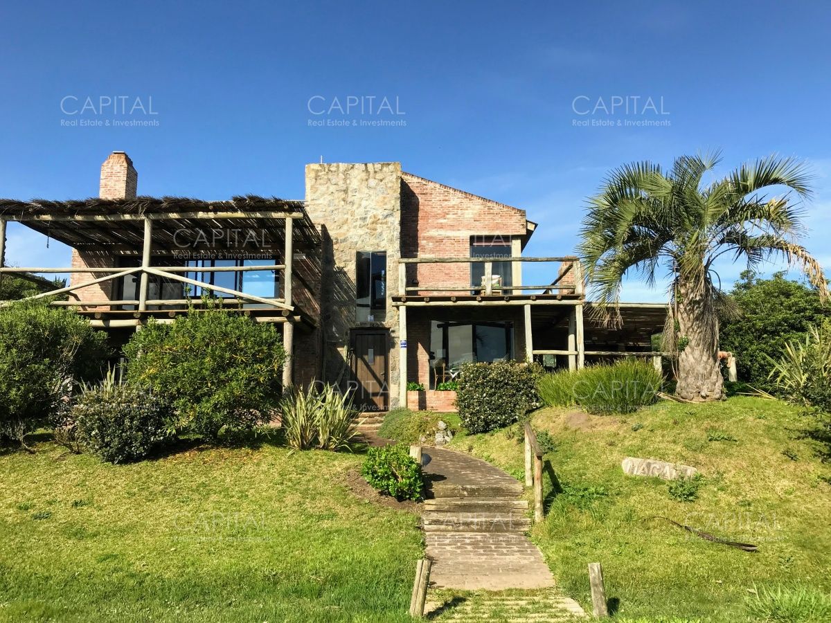 Espectacular casa en venta sobre playa mansa, José Ignacio. Ref #CB9156 - infocasas.com.uy