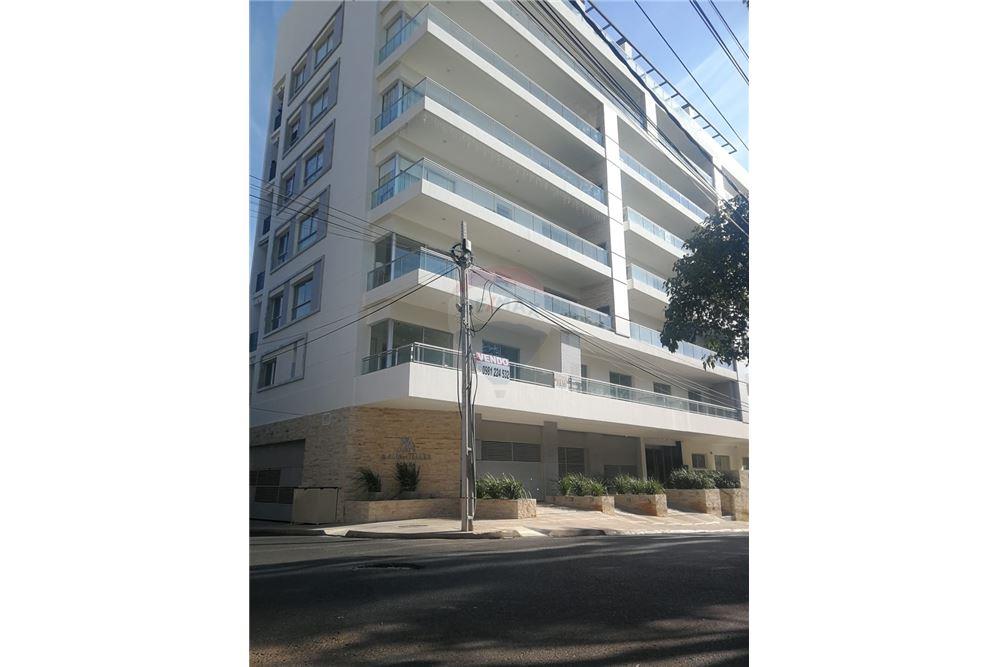 Vendo Penthouse en Edificio Manantiales Azalea. Ref #L7E20C