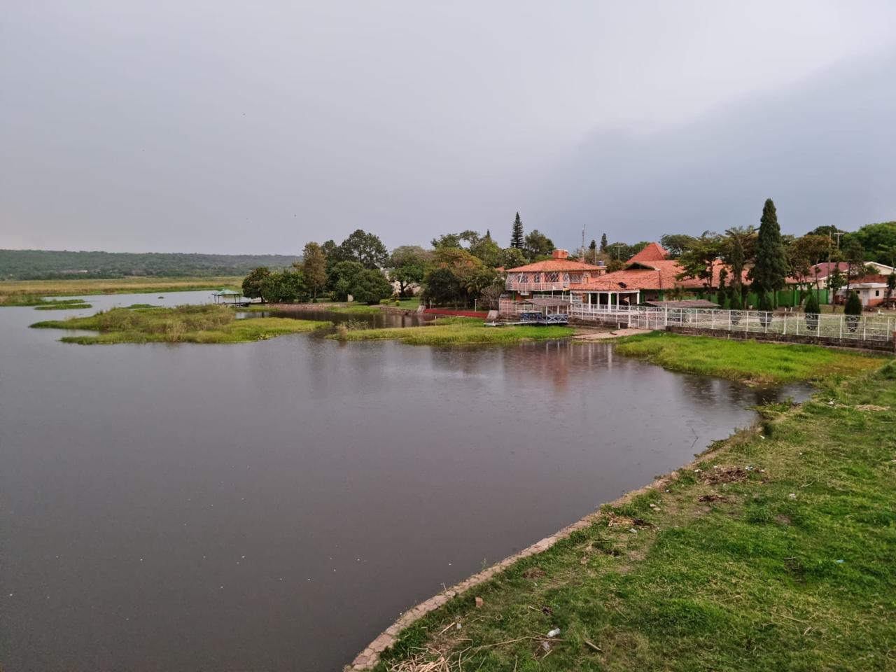 OFERTA REAL, TERRENO SOBRE EL LAGO! NUEVO A LA VENTA ! APROVECHA!. Ref ...