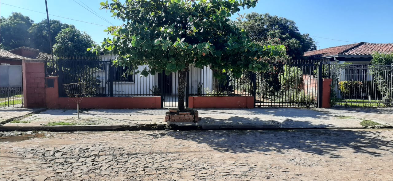 VENDO CASA EN MARIANO ROQUE ALONSO BARRIO CENTRAL. Ref #L8BC28 - infocasas.com.py