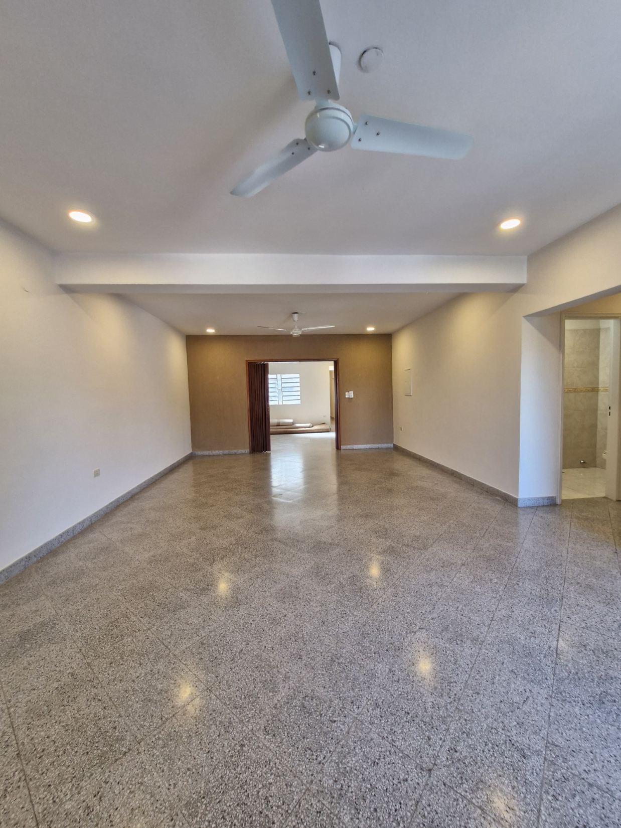 Alquilo Departamento Mega Amplio Y Comodo!!. Ref #IB76BF - infocasas.com.py