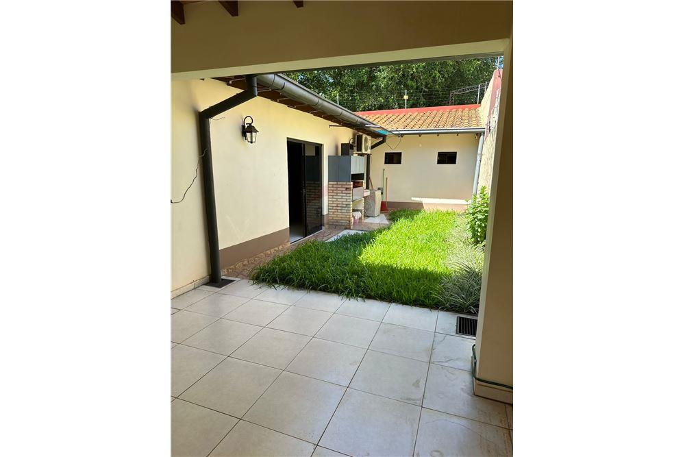 Vendo chalet en Lambaré. Ref #C46495