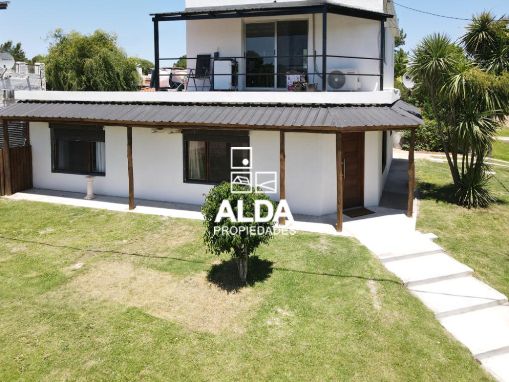 Casa en Proa al mar \"ESTRELLA DEL ESTE\" Ref. CA502025. Ref #QEC0D9 - infocasas.com.uy