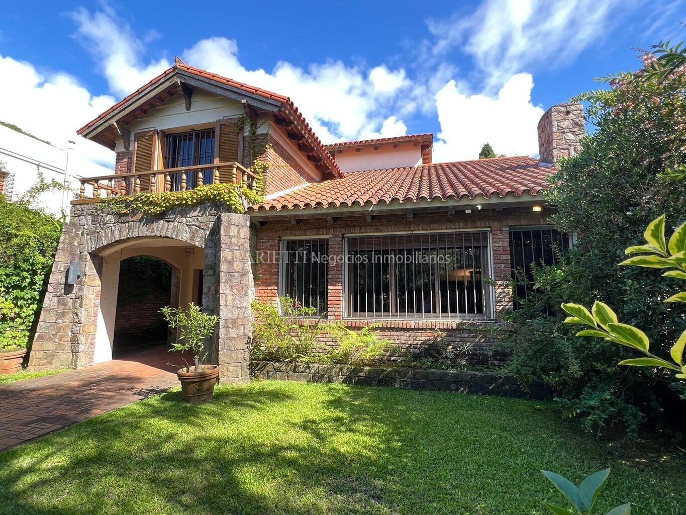 Alquiler Casa Centro de Carrasco Vivienda u Oficinas. Ref #F62338 - infocasas.com.uy