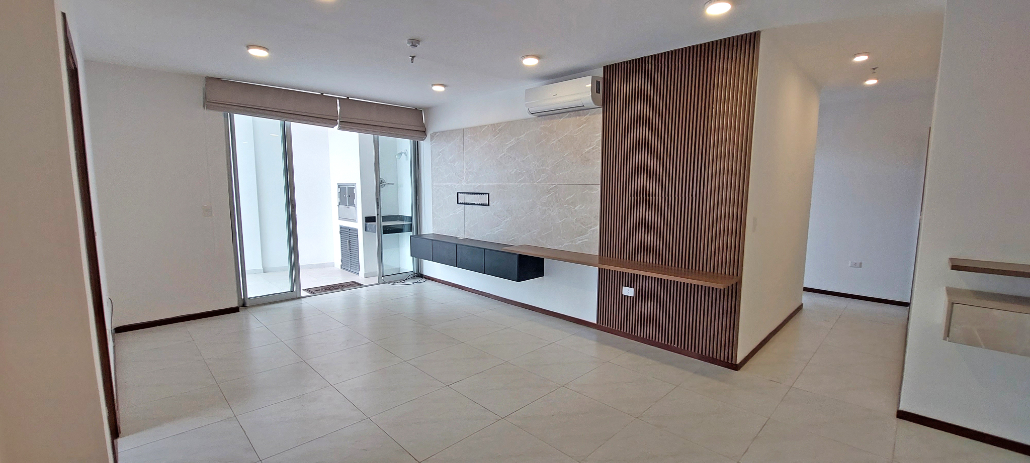 ALQUILO DEPARTAMENTO DE 3 DORMITORIOS ZONA CASA RICA. Ref #X62F27 - infocasas.com.py