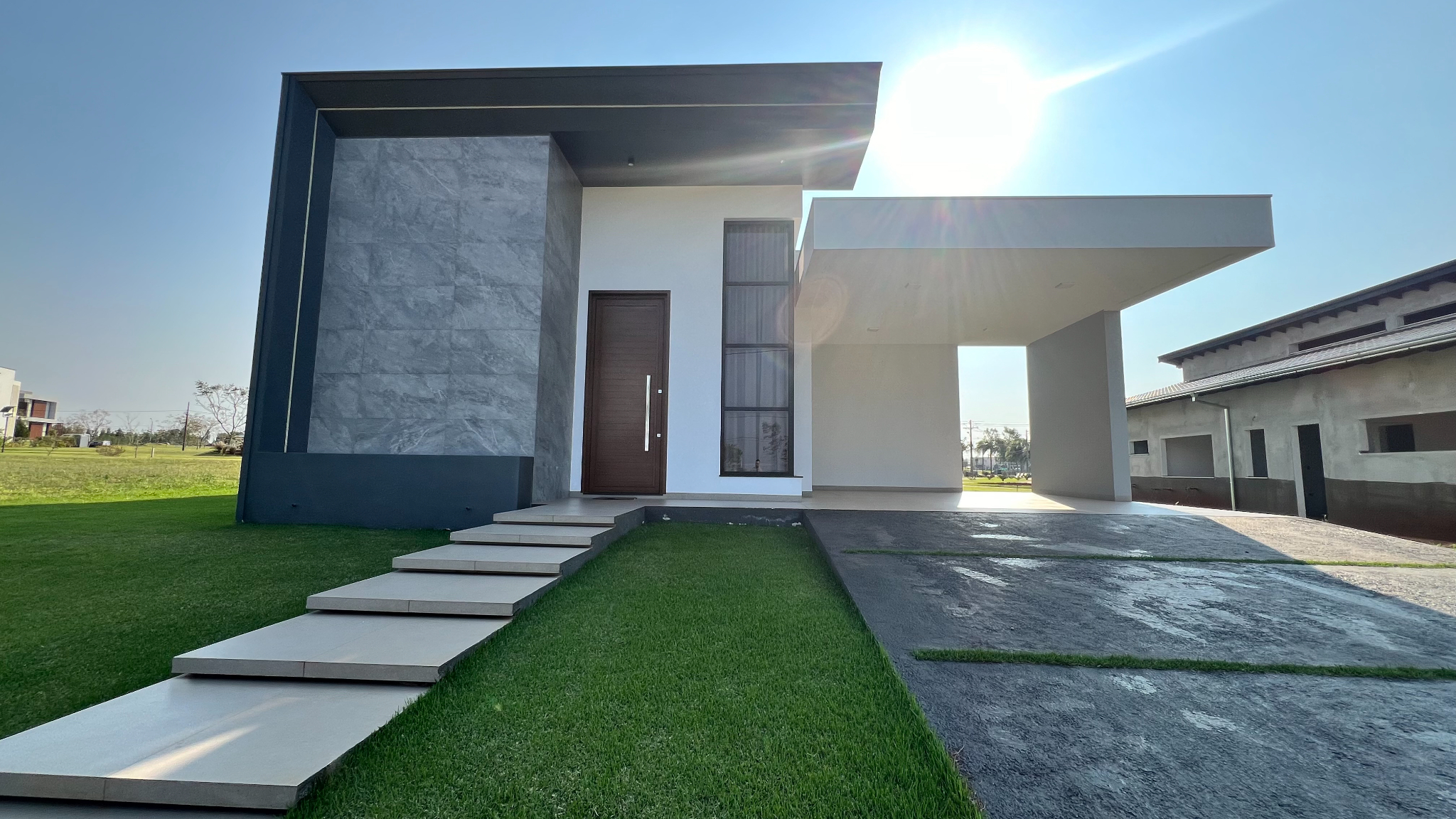 VENDO HERMOSA RESIDENCIA EN COSTA DEL LAGO. Ref #I4CCFE - infocasas.com.py