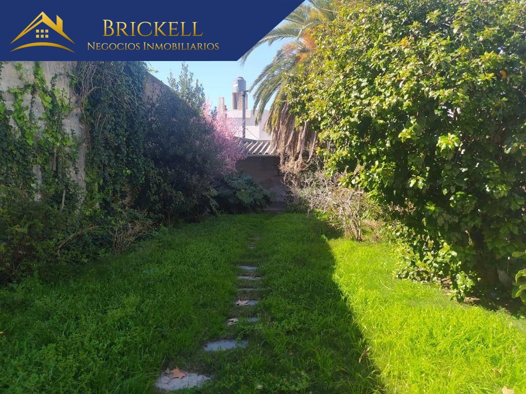 CASA VENTA REDUCTO 3 DORMITORIOS 2 BAÑOS FONDO BARBACOA. GARAGE. Ref #RCC358 - infocasas.com.uy