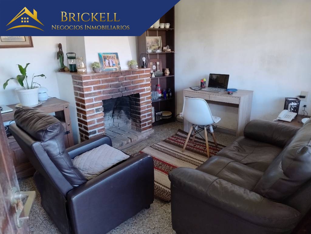 CASA EN VENTA PINAMAR NORTE PADRON UNICO 2 DORMITORIOS JARDIN Y FONDO CON PARRILLERO. Ref # ...