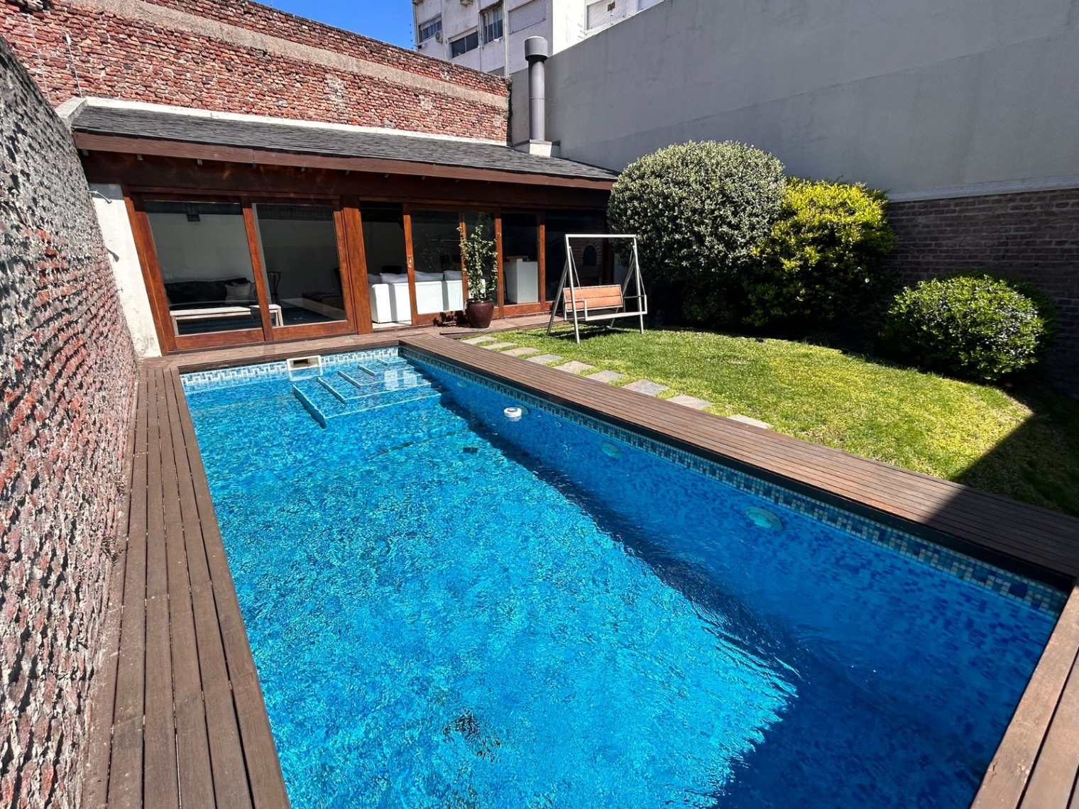 Casa De Revista Proxponce Y Rivera ! Fondo C/ Piscina Y Barbacoa. Gge X 2 Autos.. Ref #Y86257 ...