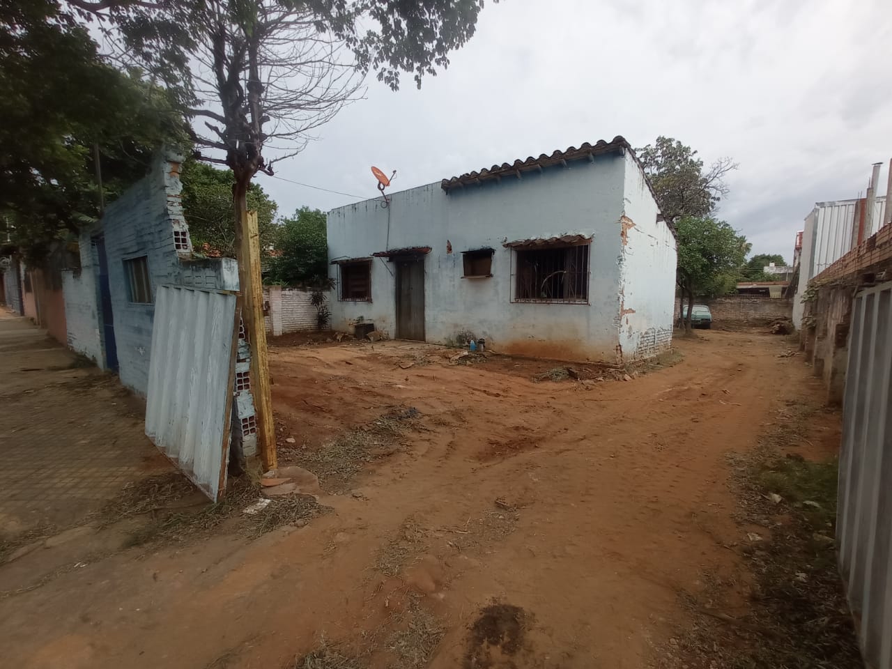 Vendo terreno en Villa Aurelia. Ref #J15412 - infocasas.com.py