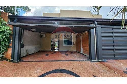 Alquilo dúplex amoblado en Fernando de la Mora Zona Norte. Ref #Y9F05E - infocasas.com.py