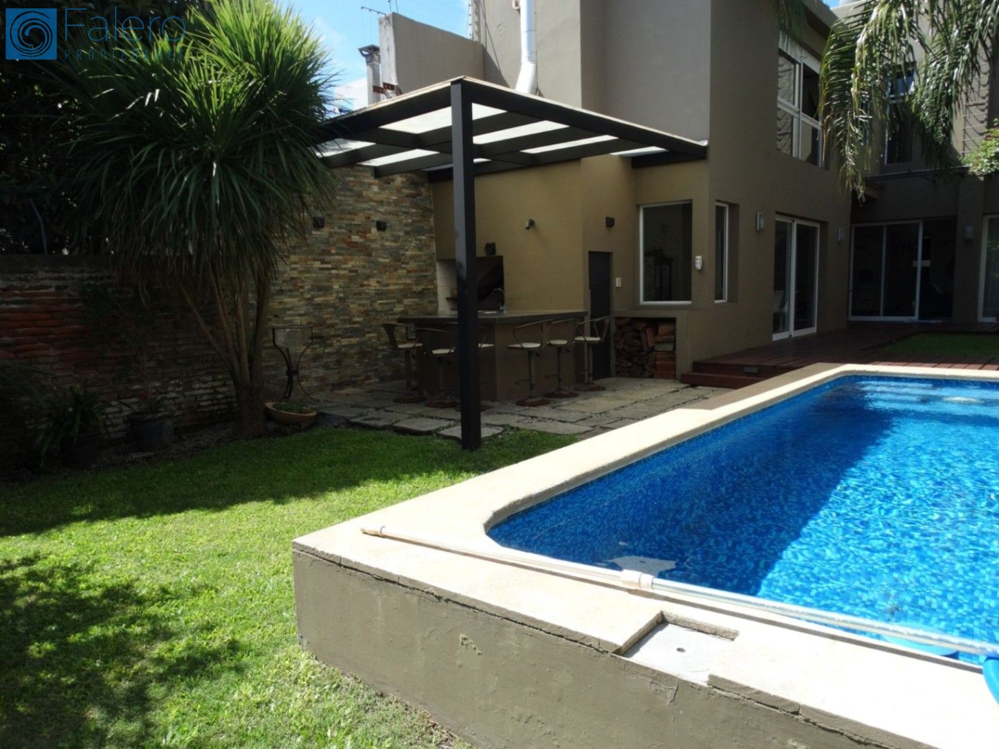 Casa en venta de 4 dormitorios c/ cochera en Pocitos. Ref #O426F2 - infocasas.com.uy