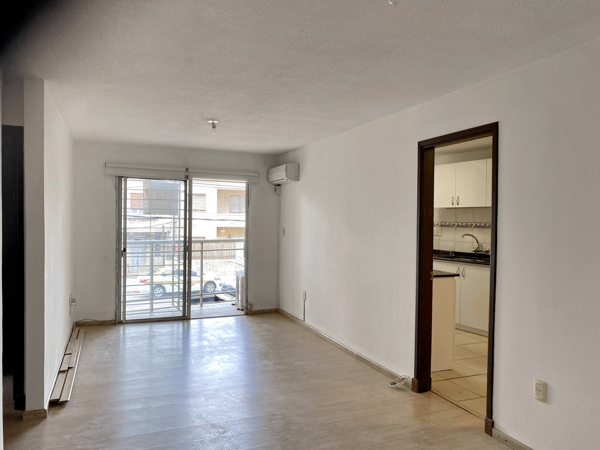 Alquiler de apartamento 2 dormitorios en Parque Batlle. Ref #RB7651