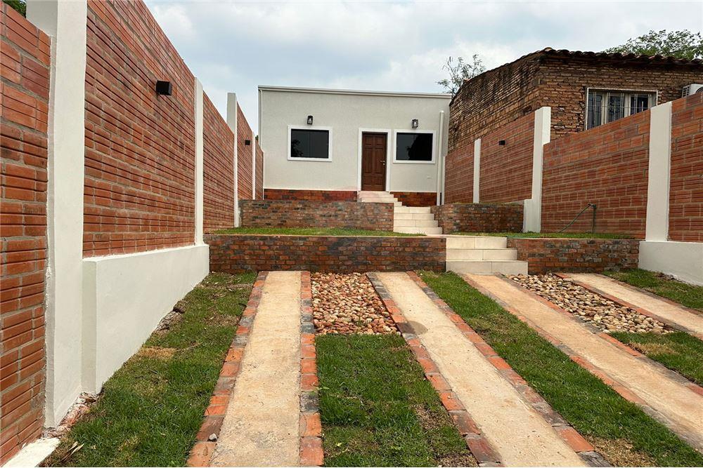 VENDO CHALET A ESTRENAR EN LAMBARE!!. Ref #X47B57 - infocasas.com.py