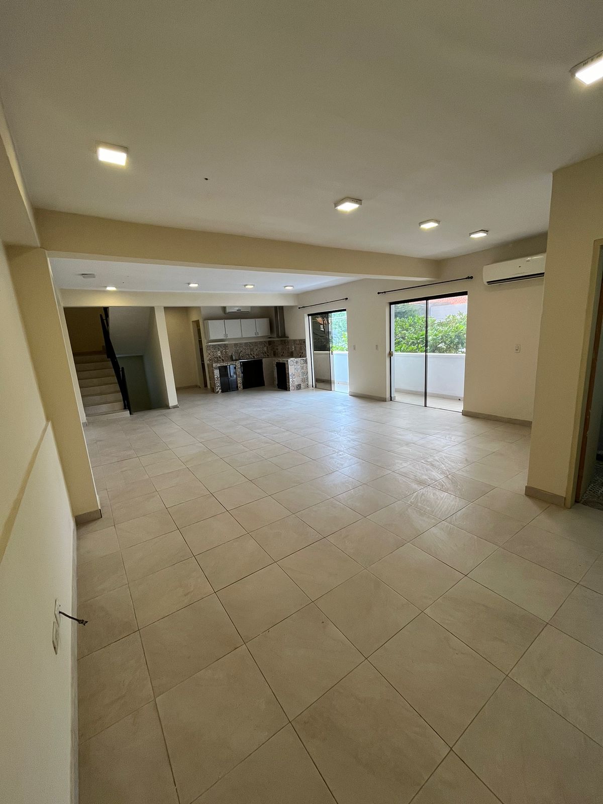 ALQUILO DPTO TIPO DUPLEX EN BO. HERRERA. Ref #F31224 - infocasas.com.py